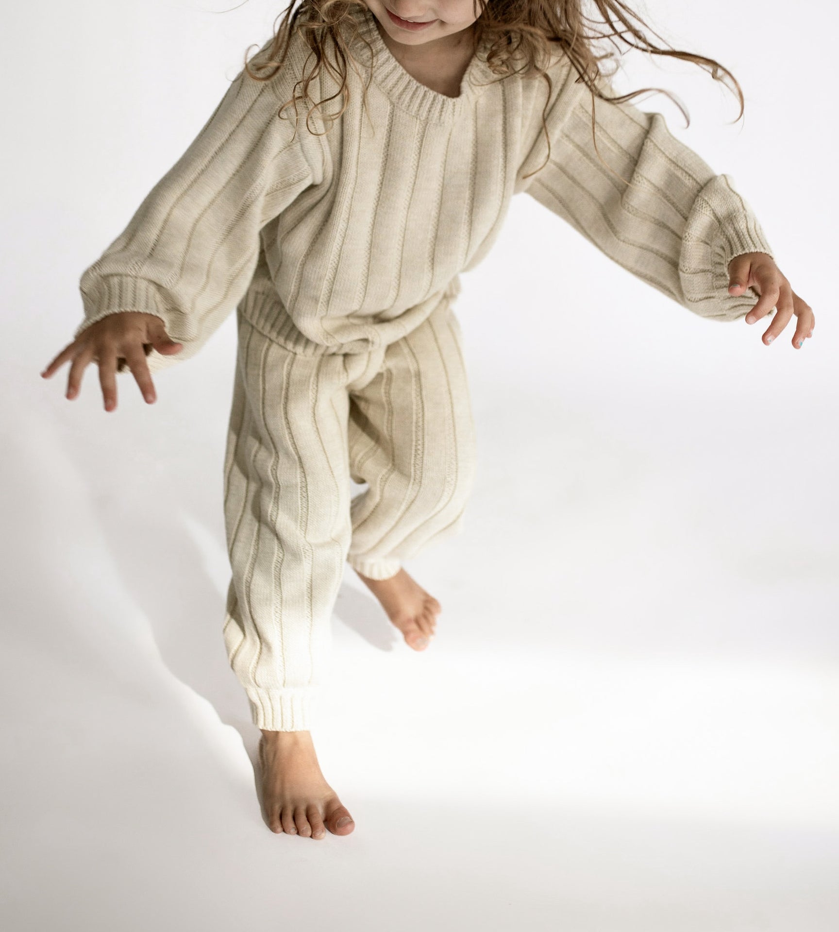 Children’s Wide Ribbed Knit Sweater ‘Biscotti’ – Oat Co